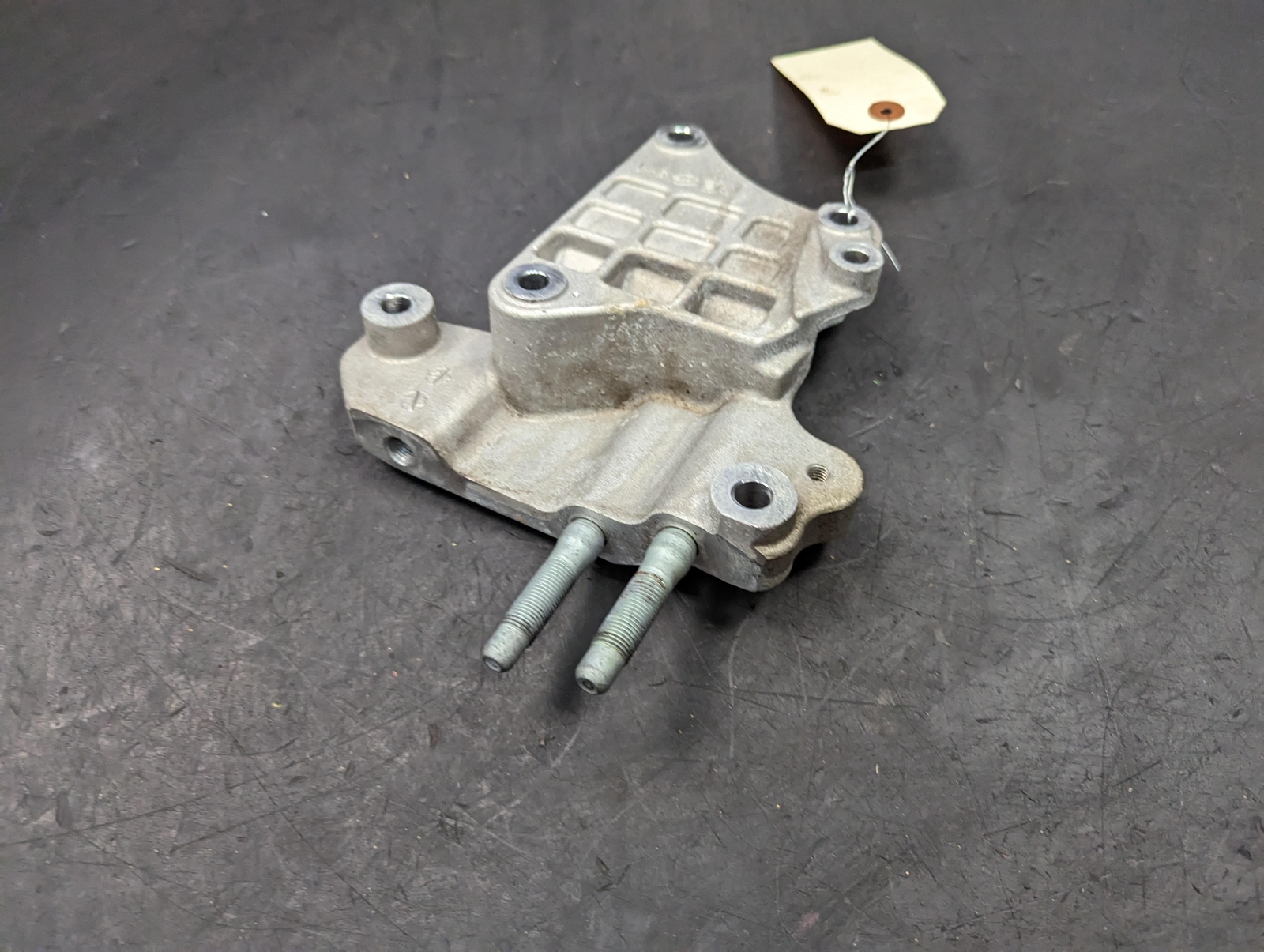 Engine Lower Mount Bracket 2018 Kia Optima 21670-2GGB1 2016 2017 2019 ...