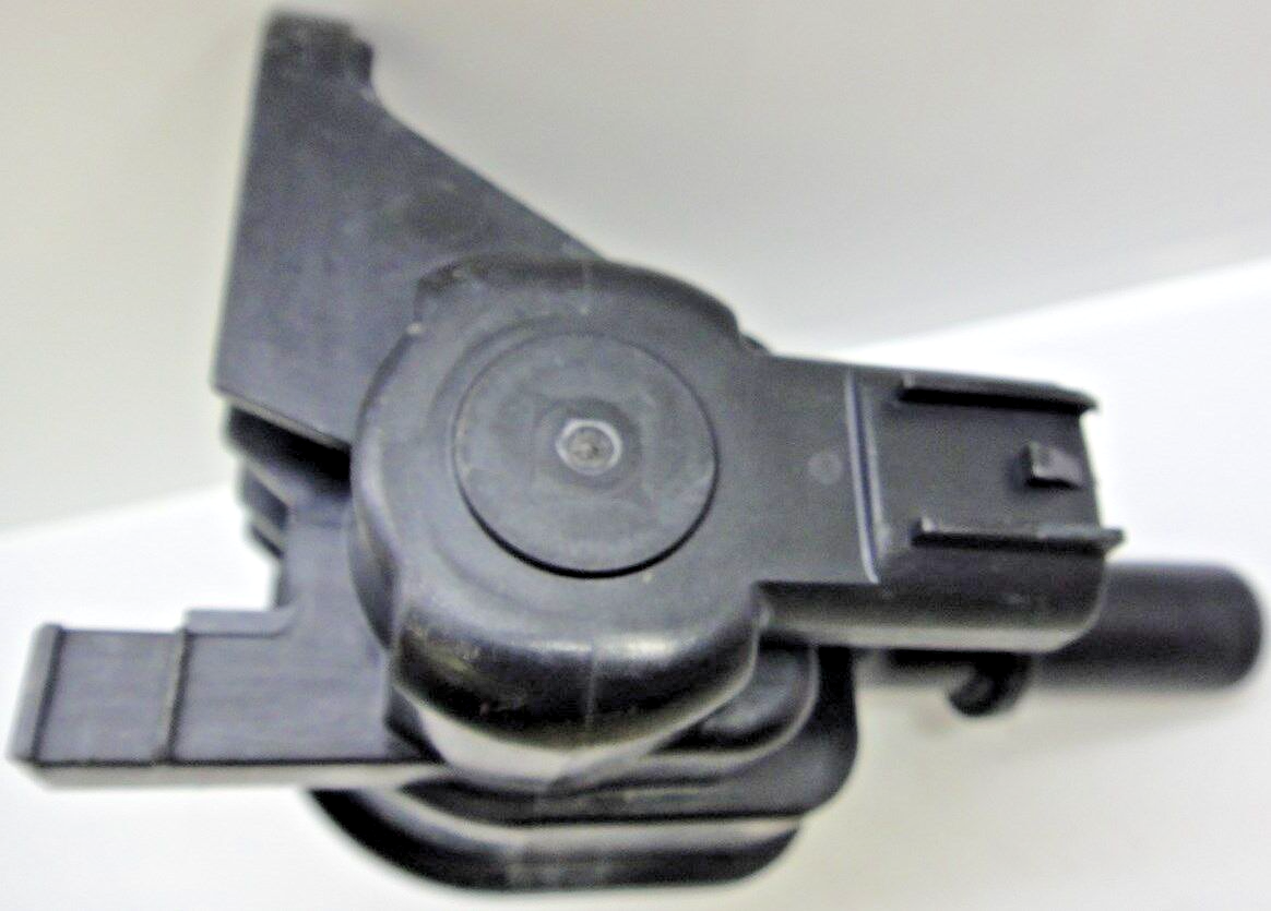 NEW GENUINE/ OEM 31321694 VACUUM (CANISTER PURGE) VALVE ND04L for VOLVO ...