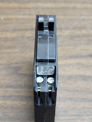 SQUARE D QO2020 BREAKER 20AMP TANDEM 120/240VOLT PLUG IN NO HOOK NEW | eBay