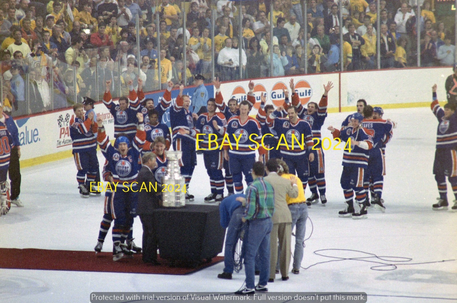 MARK MESSIER & Edmonton OILERS Win 1990 STANLEY CUP 35mm COLOR NEGATIVE ...