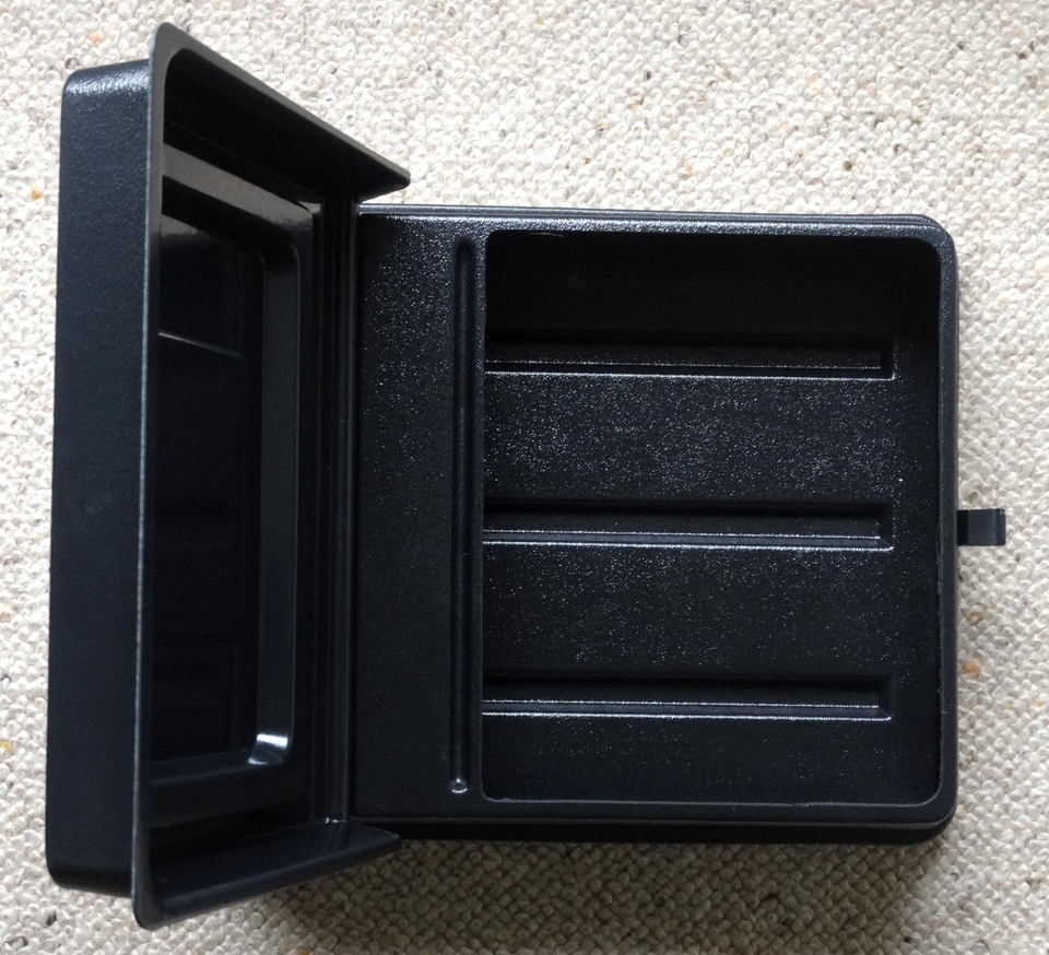Doran Premier Darkroom Paper Safe - Holds 8x10 Paper - Invaluable ...