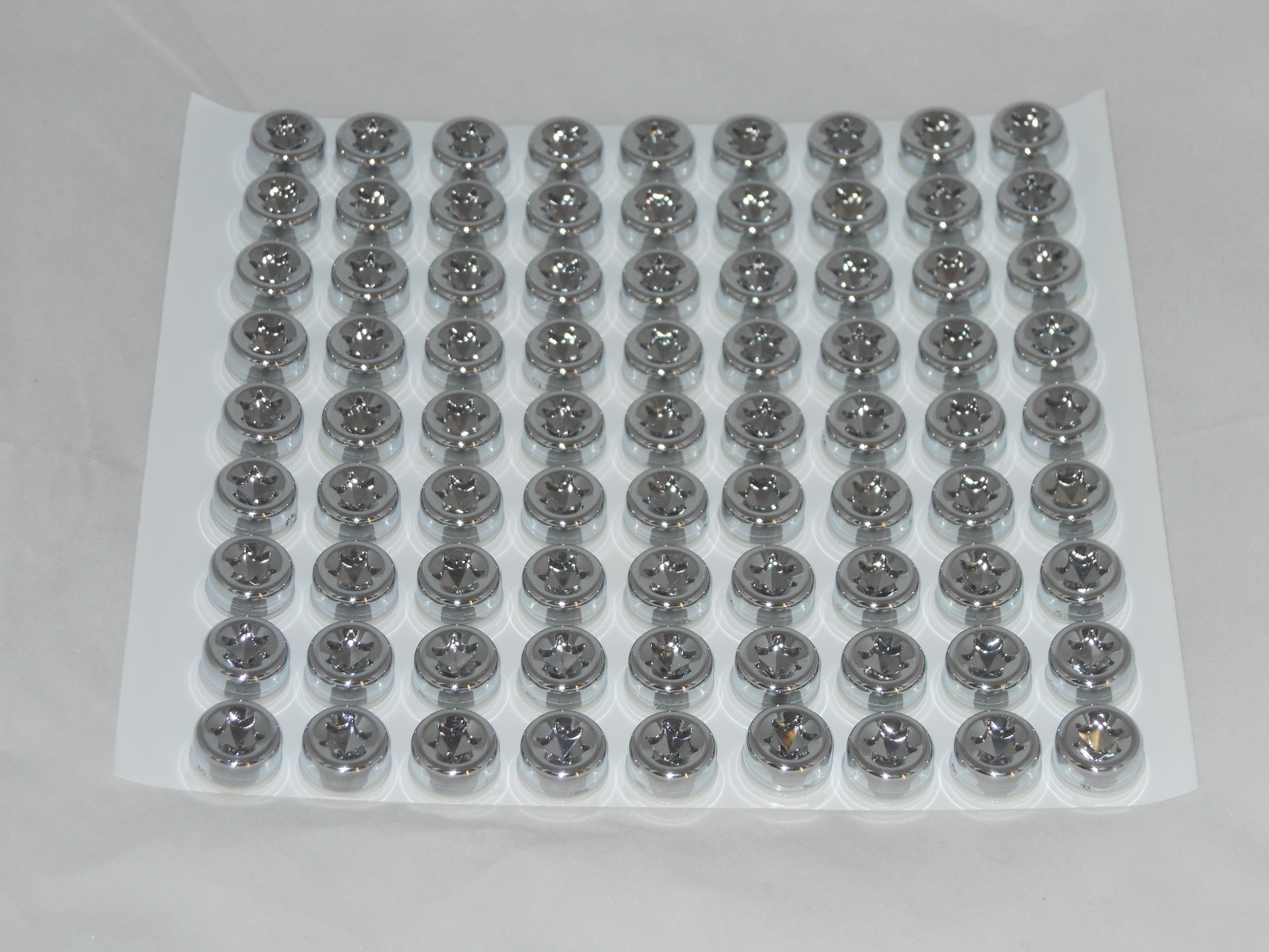 Faux Rivets Heads