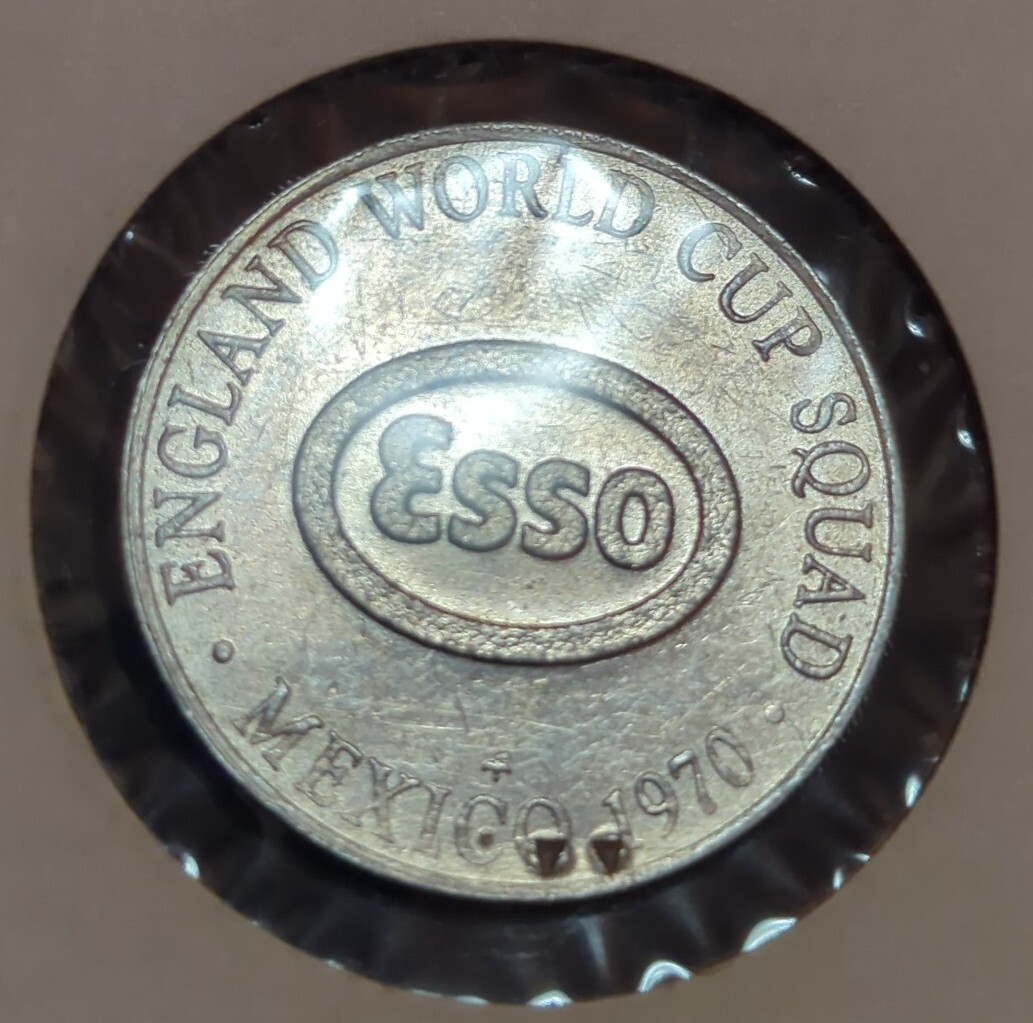 Peter Shelton - World Cup Squad - Mexico 1970 - Esso Token Medal Coin ...