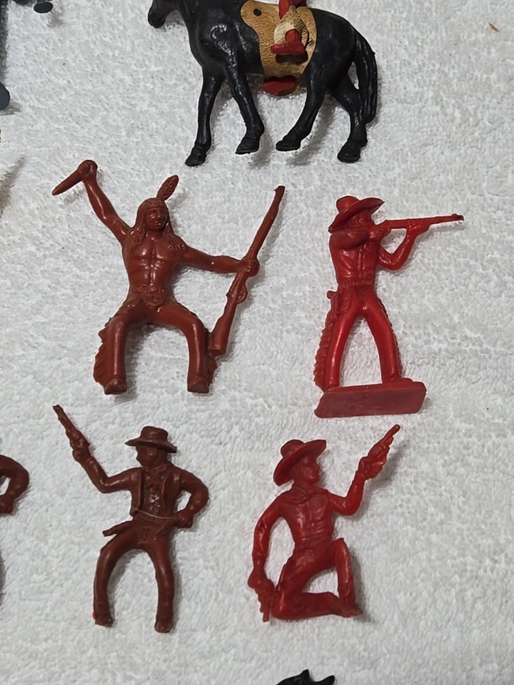 Marx Tan Rin Tin Cavalry Plus Indian Fort Apache, Rusty & Other Vintage ...