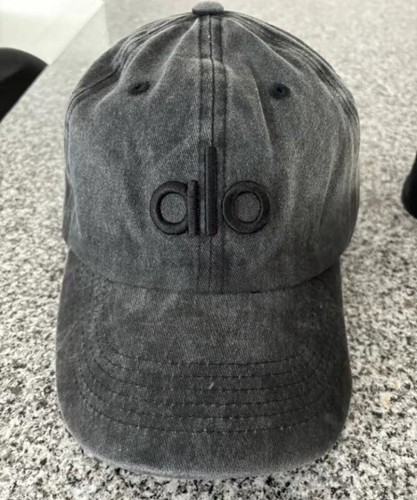 Alo Yoga District Trucker Baseball Hat Washed Off-Duty Cap – Vintage ...