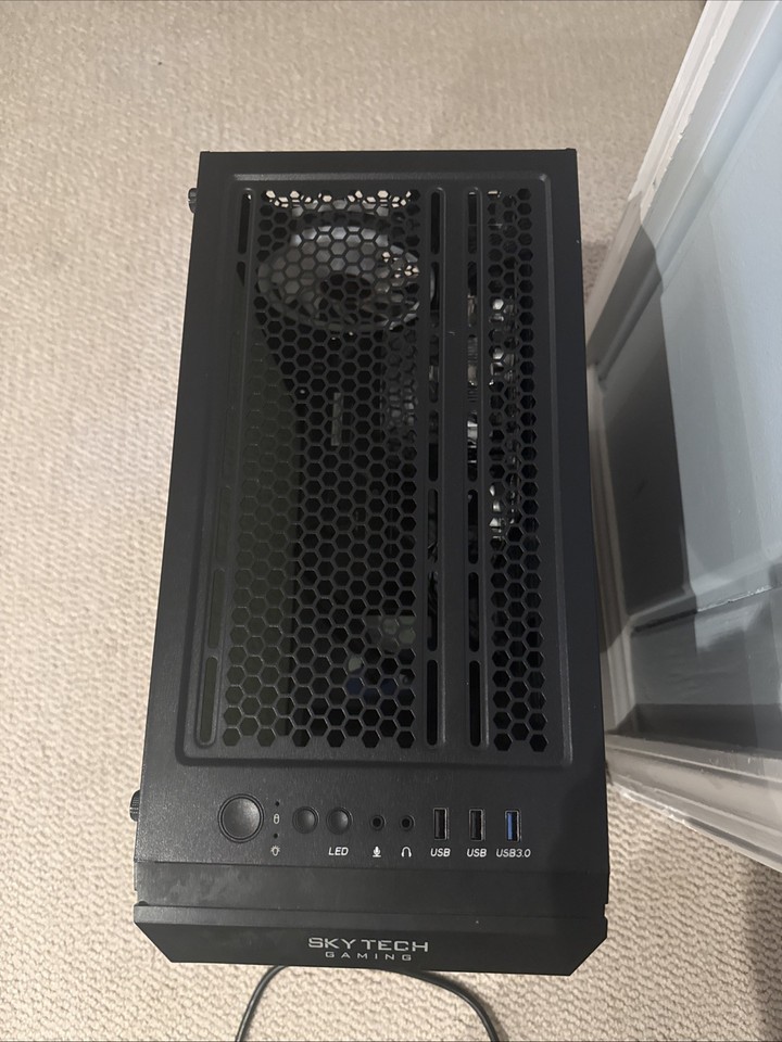 Skytech Chronos Mini Gaming PC AMD Ryzen 5 3600 GTX 1660 Super 6G,16GB ...