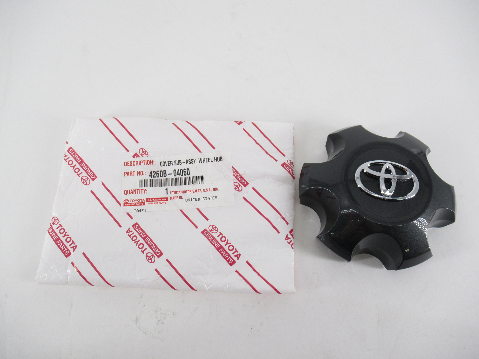 Genuine OEM Toyota 4260B-04060 Hubcap Center Wheel Cover 2016-2019 ...