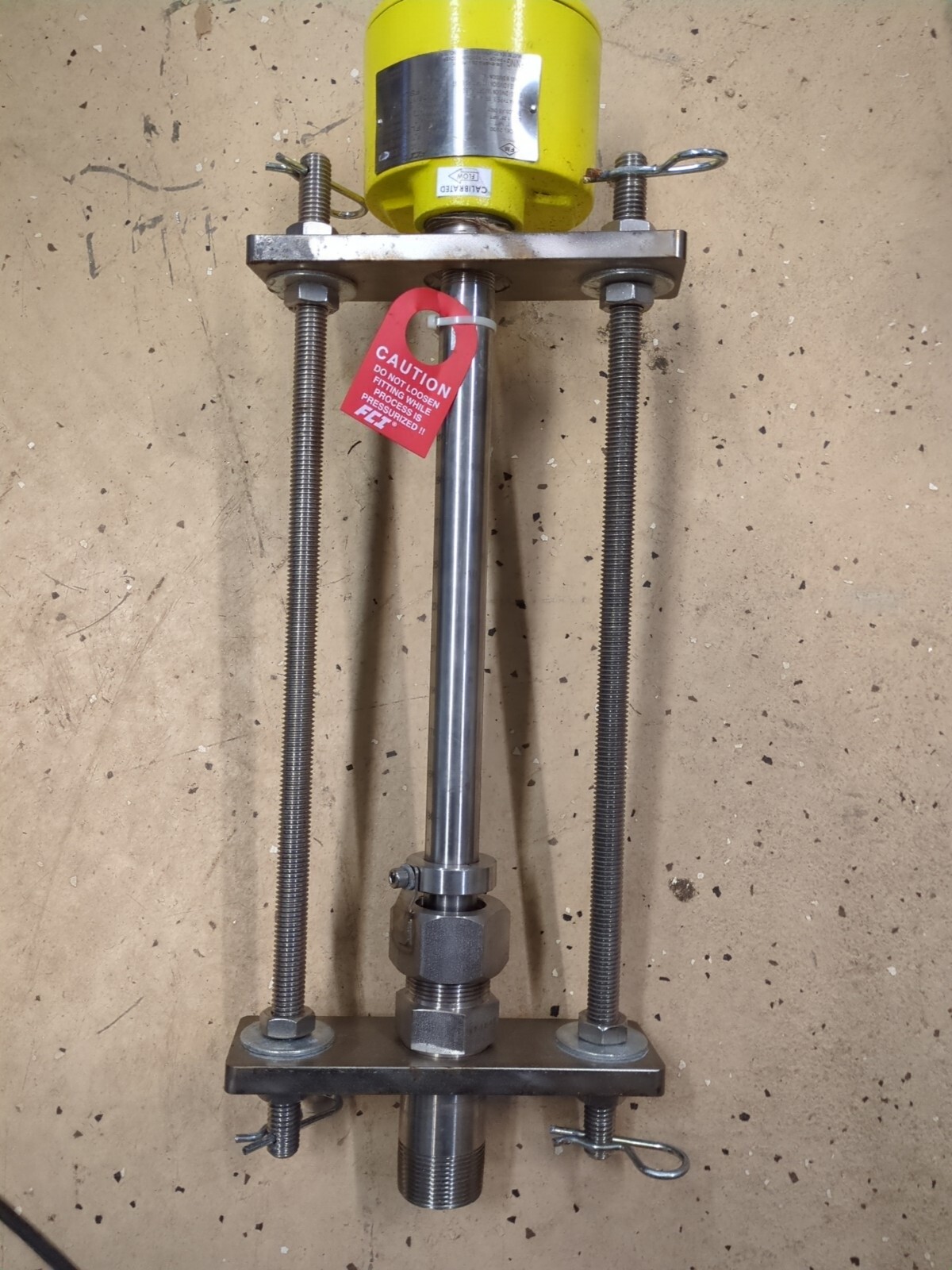 FCI Fluid Components Flow Switch FLT93S-0B1A704C4B03000 | eBay