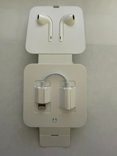 Apple Lightning Earpods with 3.5mm Headphone Adapter OEM Earbuds iPhone ...