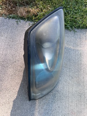 2003-2018 Volvo VNL Left/Driver Headlamp - Used | P/N 82329124 | eBay