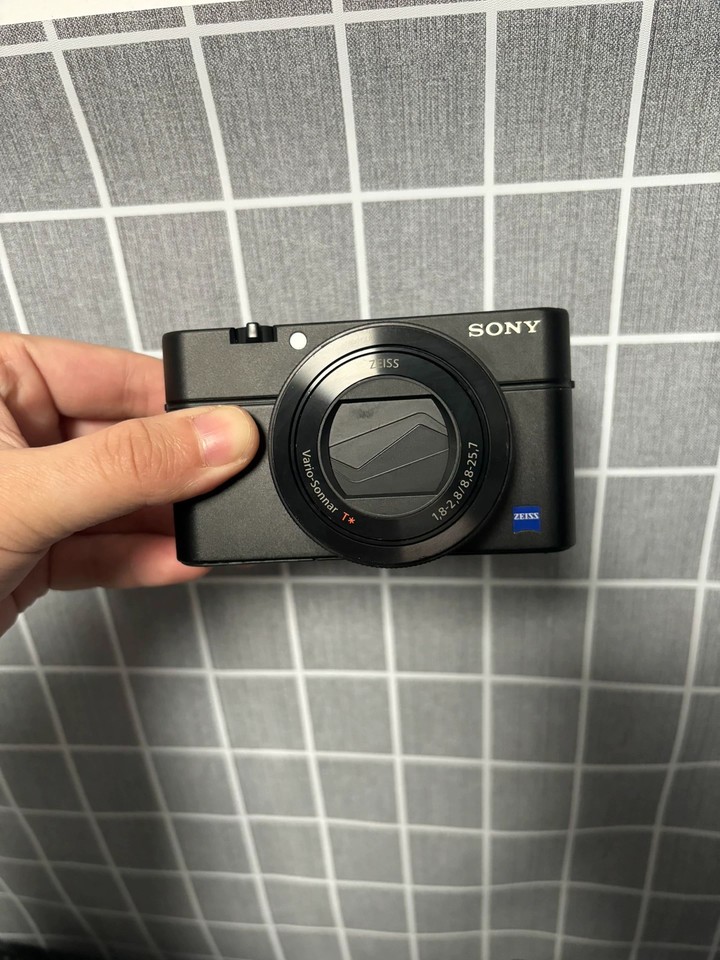 Sony Cyber-shot DSC-RX100M4 RX100IV Digital Camera w/Card&Charger ...