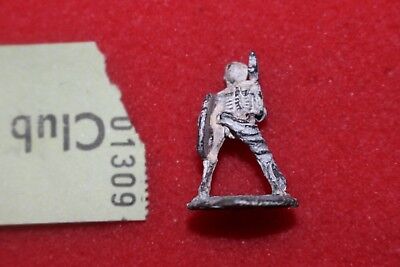 Citadel FTS5 Skeleton attacking with Axe Fantasy Tribes Skeletons ...