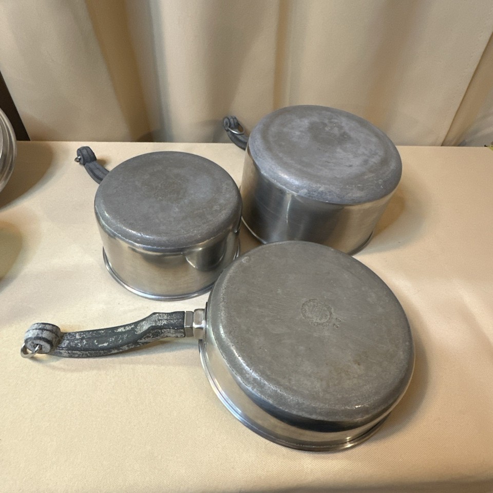 Farberware Vintage 5 Pc Aluminum Clad Pan Set 7in pan, 1 qt & 2 qt ...