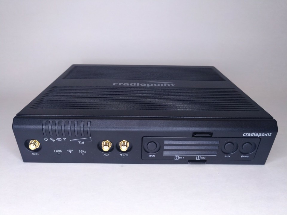 Cradlepoint AER2200 600Mbps Cellular Router (BA12200600MNNN) | eBay