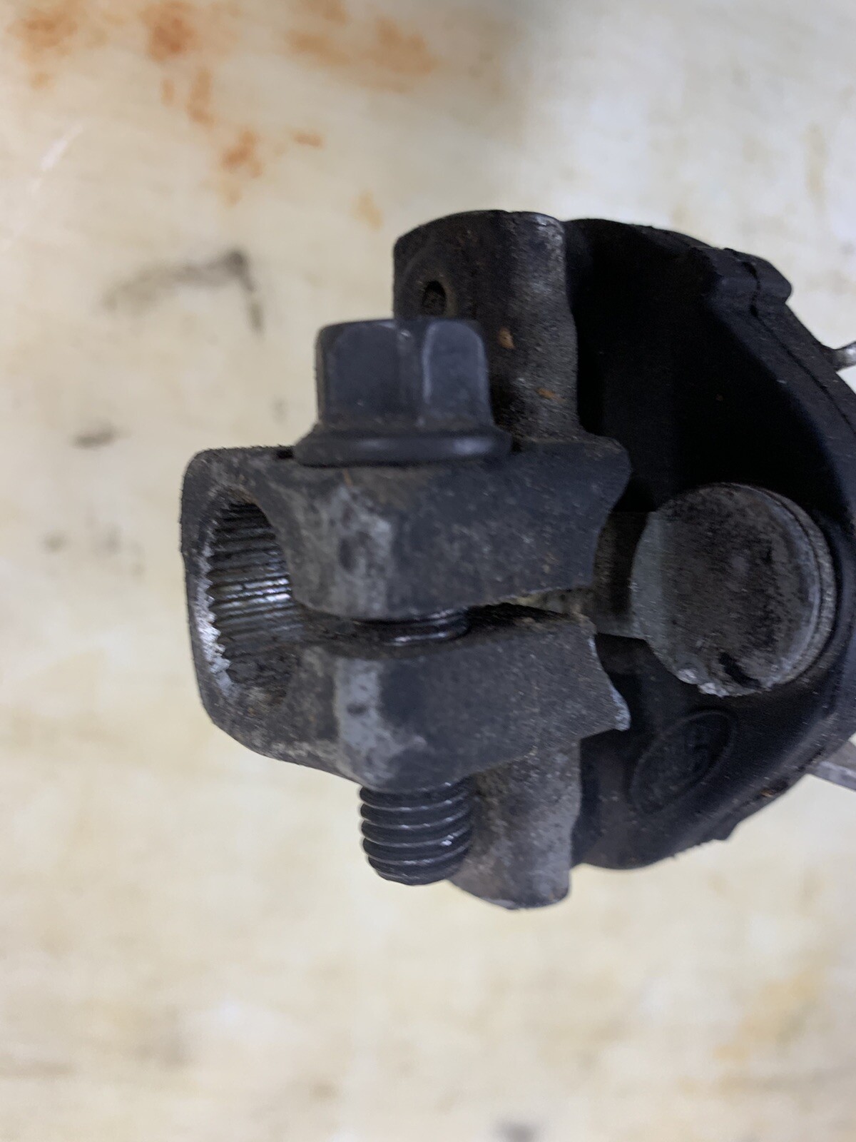 05-07 Ford F250 F350 Steering Column Shaft W/ Dust Shield OEM 6C34 ...