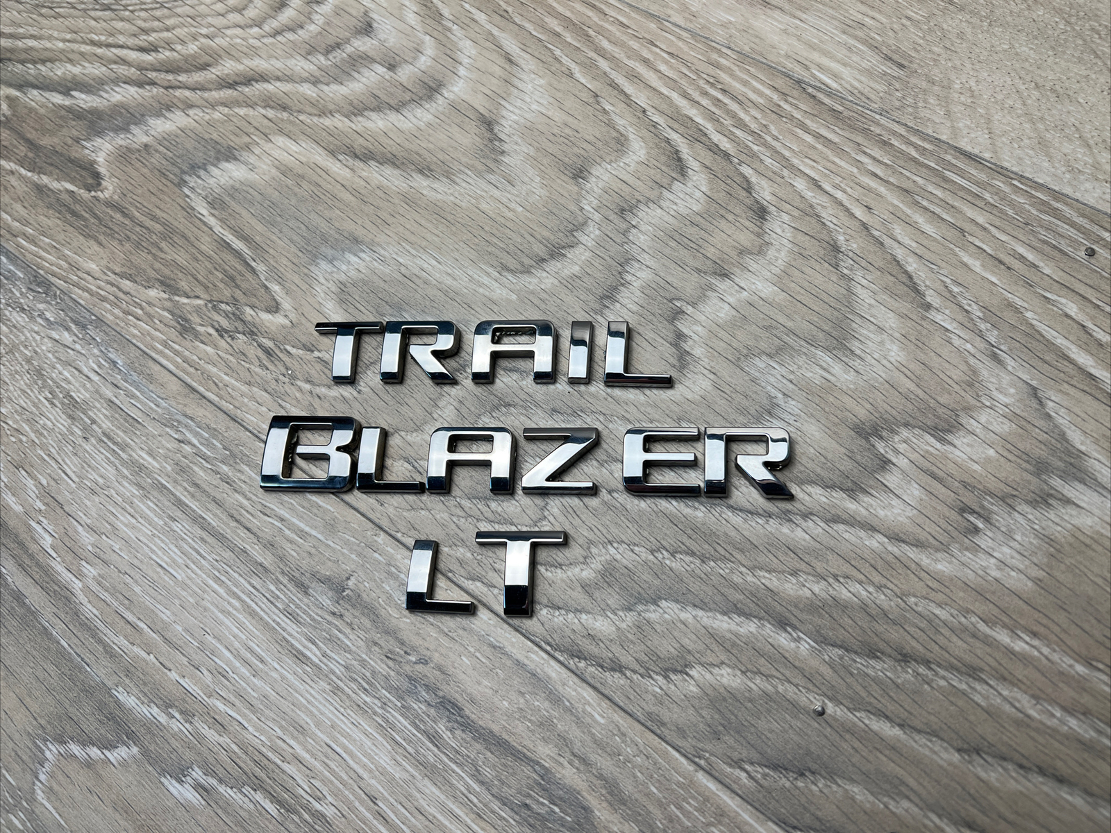 05-09 Chevrolet Chevy Trailblazer LT Rear Chrome Gate Emblem Badge 2005 ...