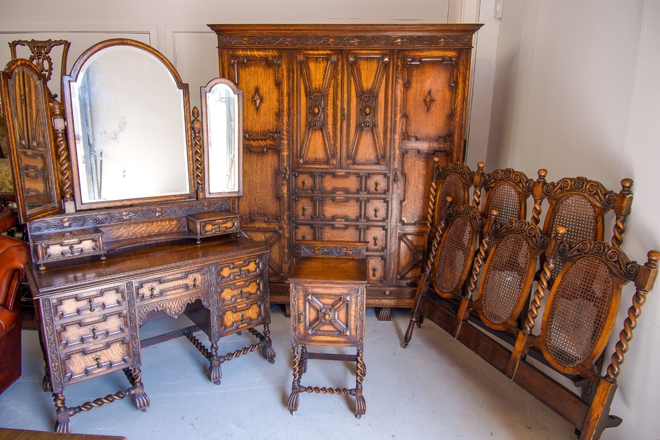 Antique Jacobean Style Carved Oak Bedroom Suite, Wardrobe, Dressing ...