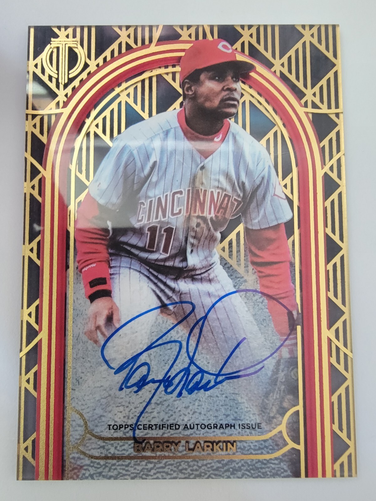 Barry Larkin 2024 Topps Tribute Iconic Perspectives Red Auto 05/10 ...