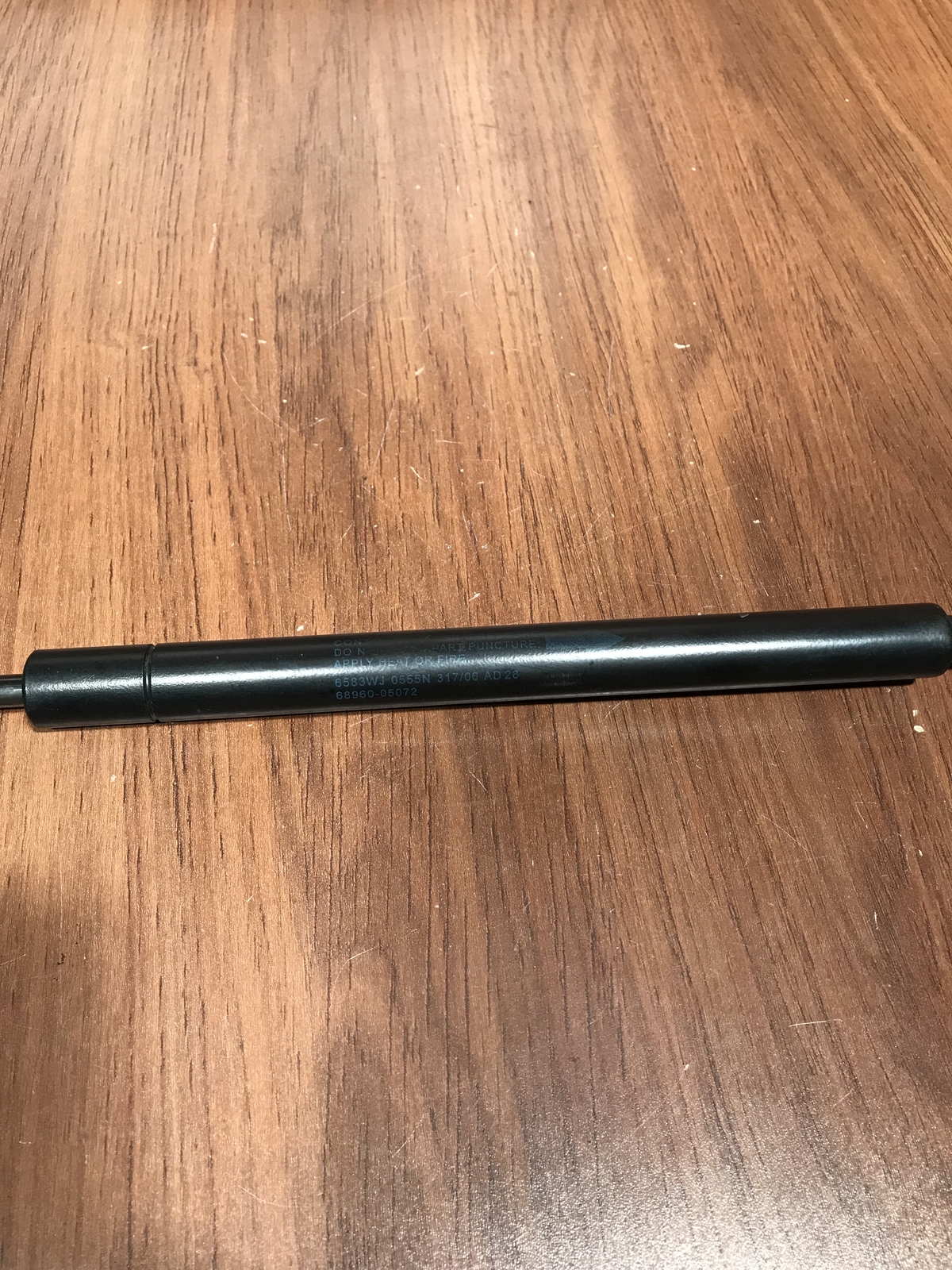 TOYOTA BONNET HOOD OPENING LEVER 68960-05072 6583WJ 0555N 317 06 | eBay