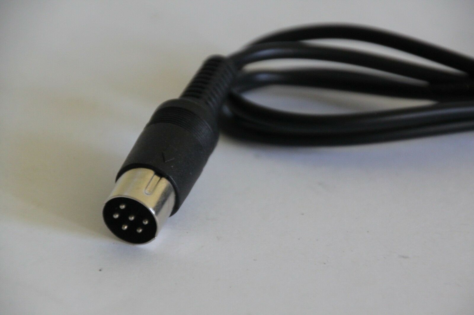 CLASSIC BLAUPUNKT BECKER GRUNDIG 6-PIN 3.5MM DIN CABLE MP3 MONO LEAD 1 ...