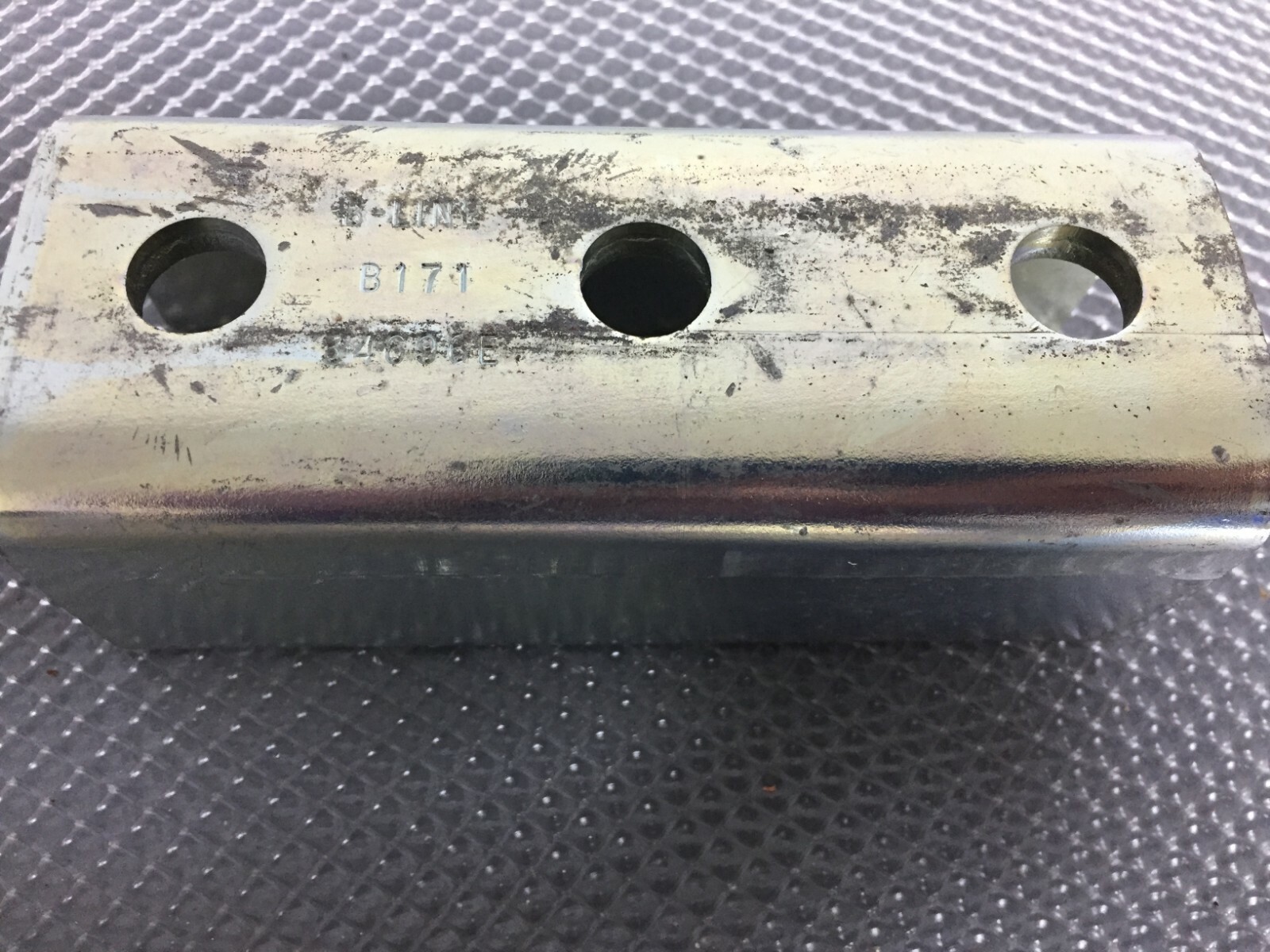 COOPER B-LINE B171 3-HOLE SPLICE CLEVIS STRUT UNISTRUT COUPLING | eBay