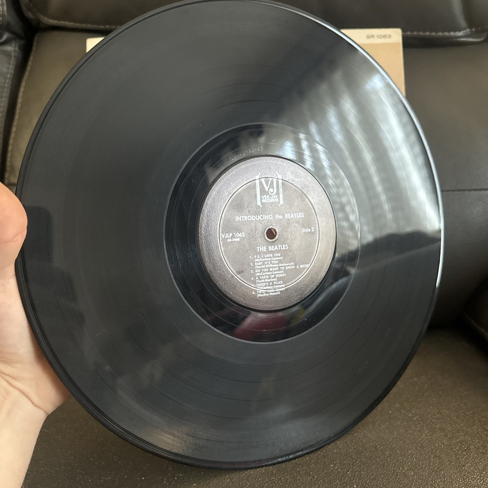 Introducing The Beatles - first US album - Stereo Reissue Veejay Vinyl ...