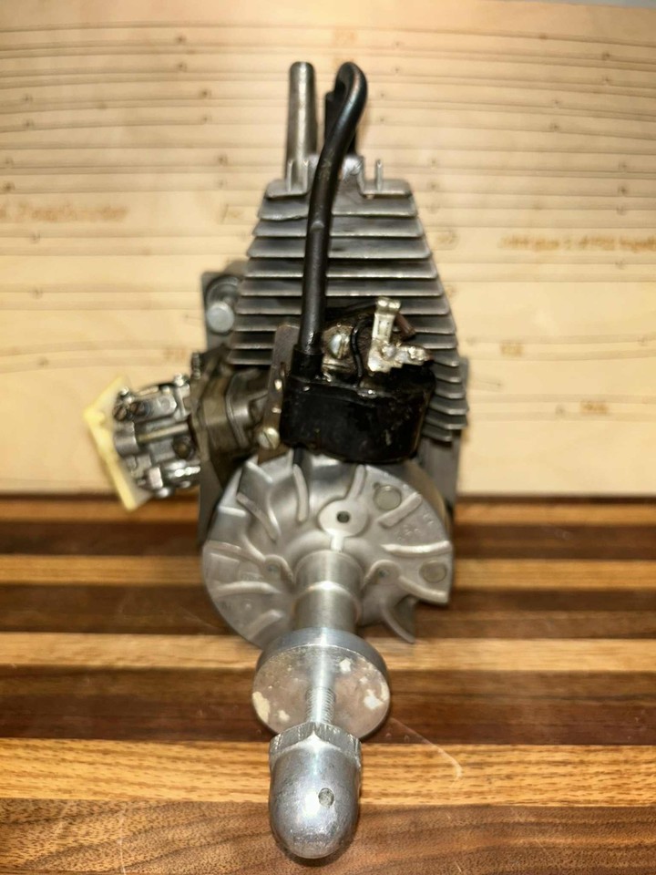 Vintage 35cc 2-Stroke Gas Engine Motor - RC Aircraft Model Part - Used ...