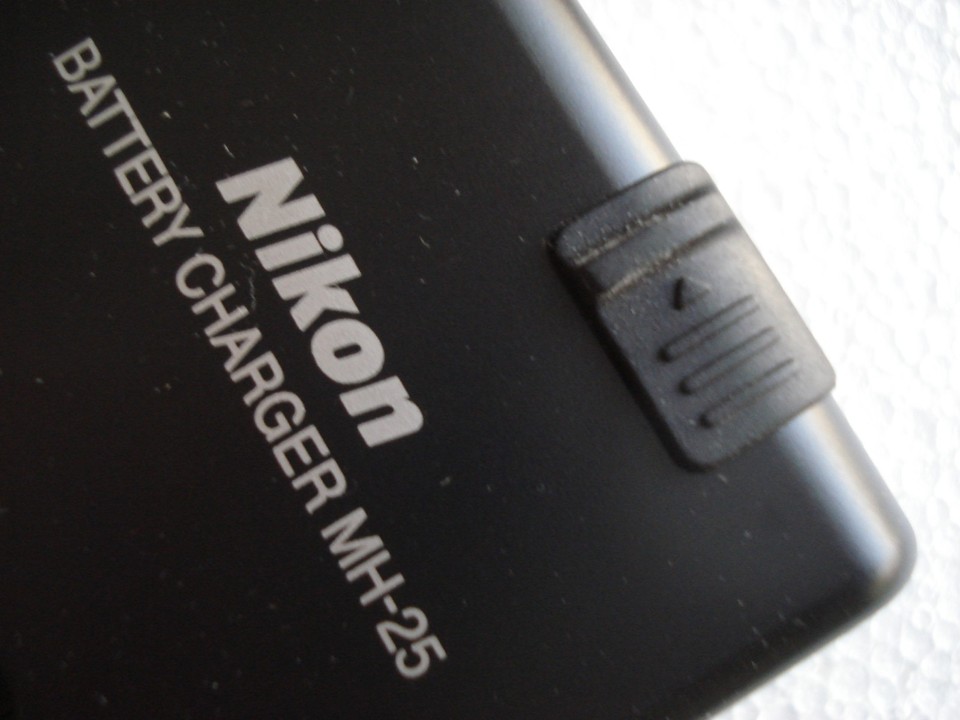 Genuine Original OEM MH-25 Charger for NIKON EN-EL15 EN-EL15a EN-EL15c ...