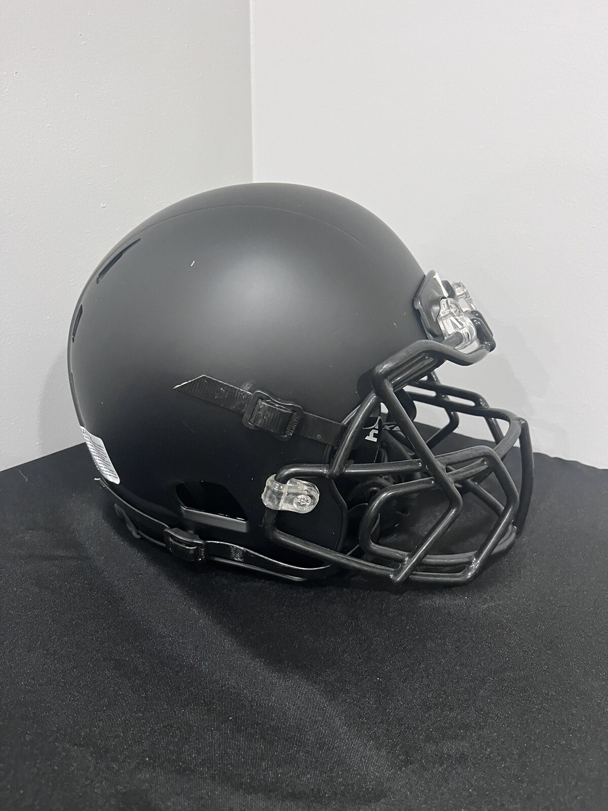xenith x2e football helmet Size Medium Black Matte Color | eBay