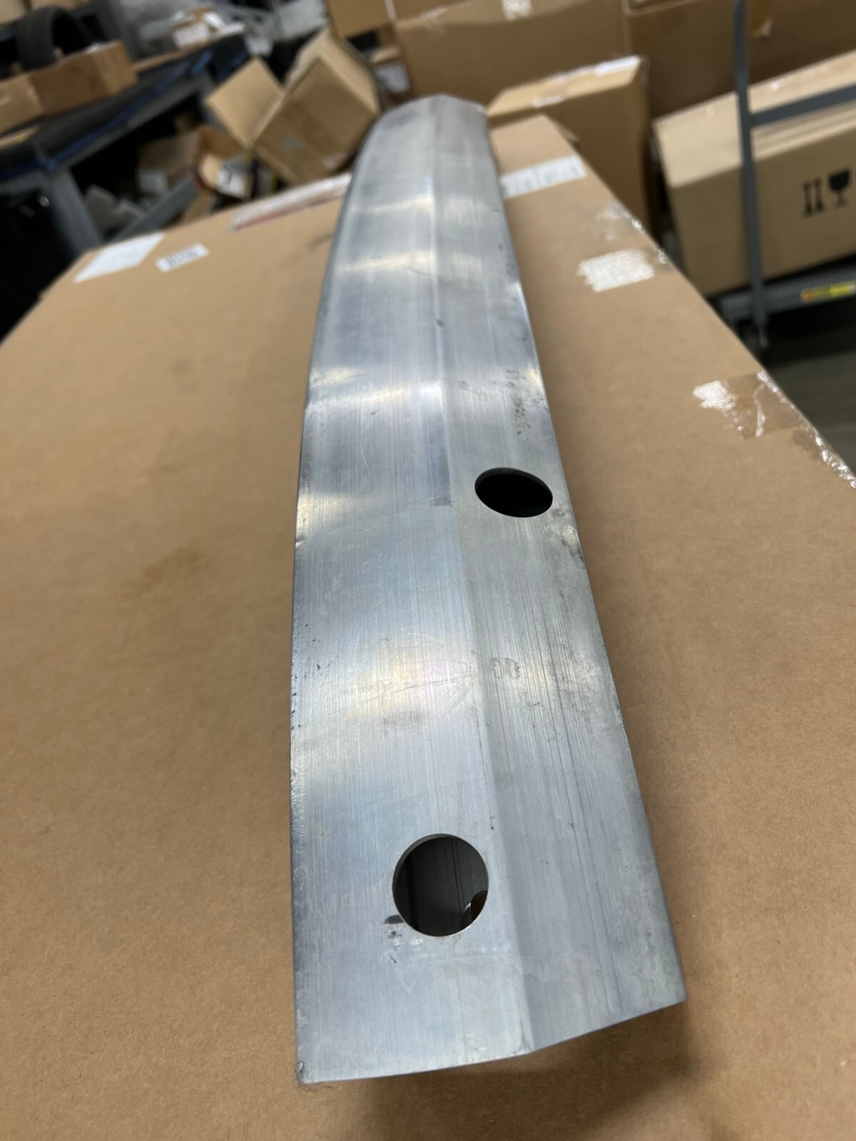 ASTON MARTIN DB9 REAR BUMPER REINFORCEMENT | eBay