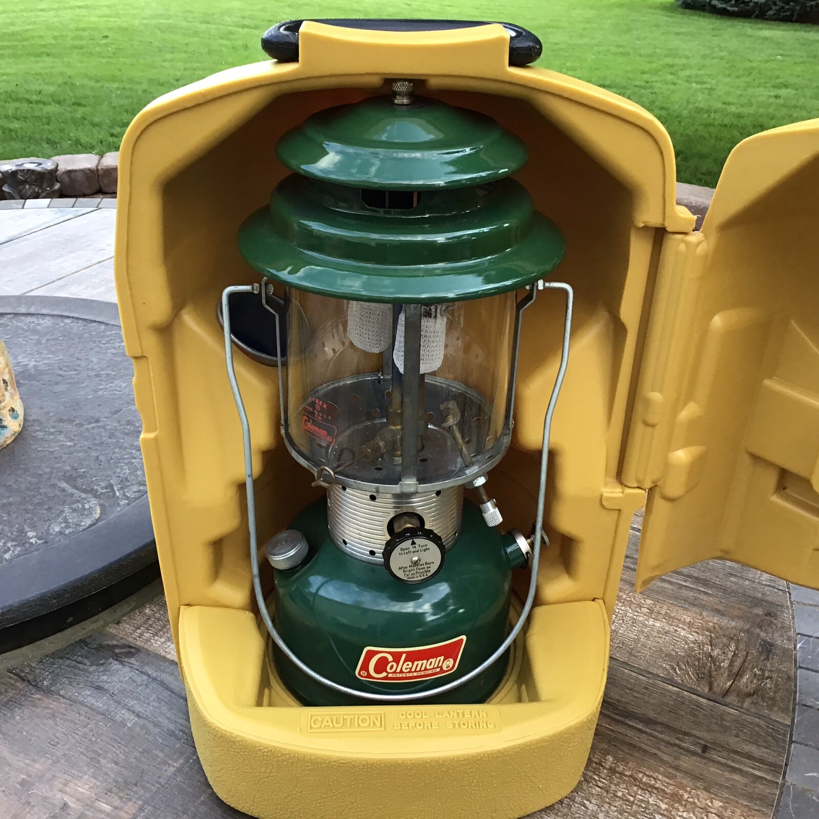 Vintage 1965 Coleman Model 220F 228F Dual Two Mantle Green Gas Camping ...