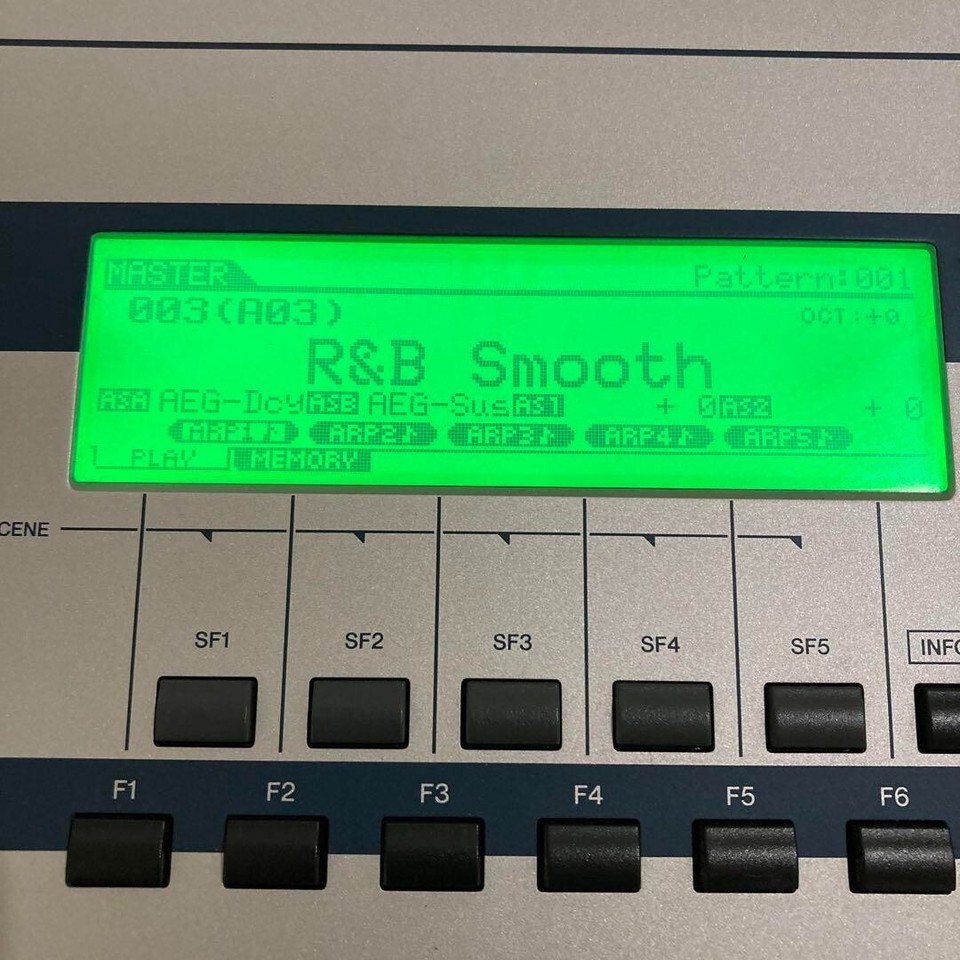 Yamaha MO6 61-Key Music Production Synthesizer Workstation DAW Control ...