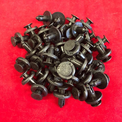 QTY 15: Bumper & Radiator Retainer Clips For Nissan #: 11296-AG000 USA ...