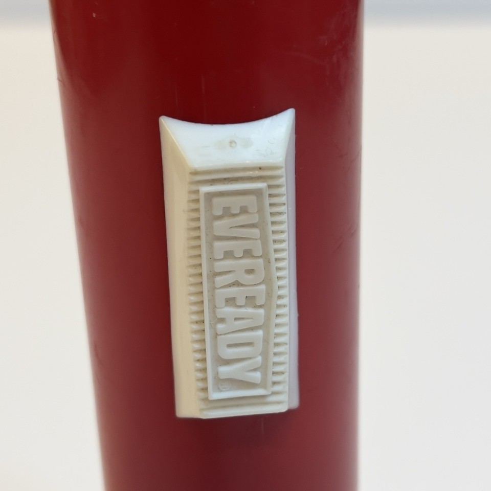 Vintage Eveready Flashlight Red Plastic Works! Takes 2 D batteries not ...