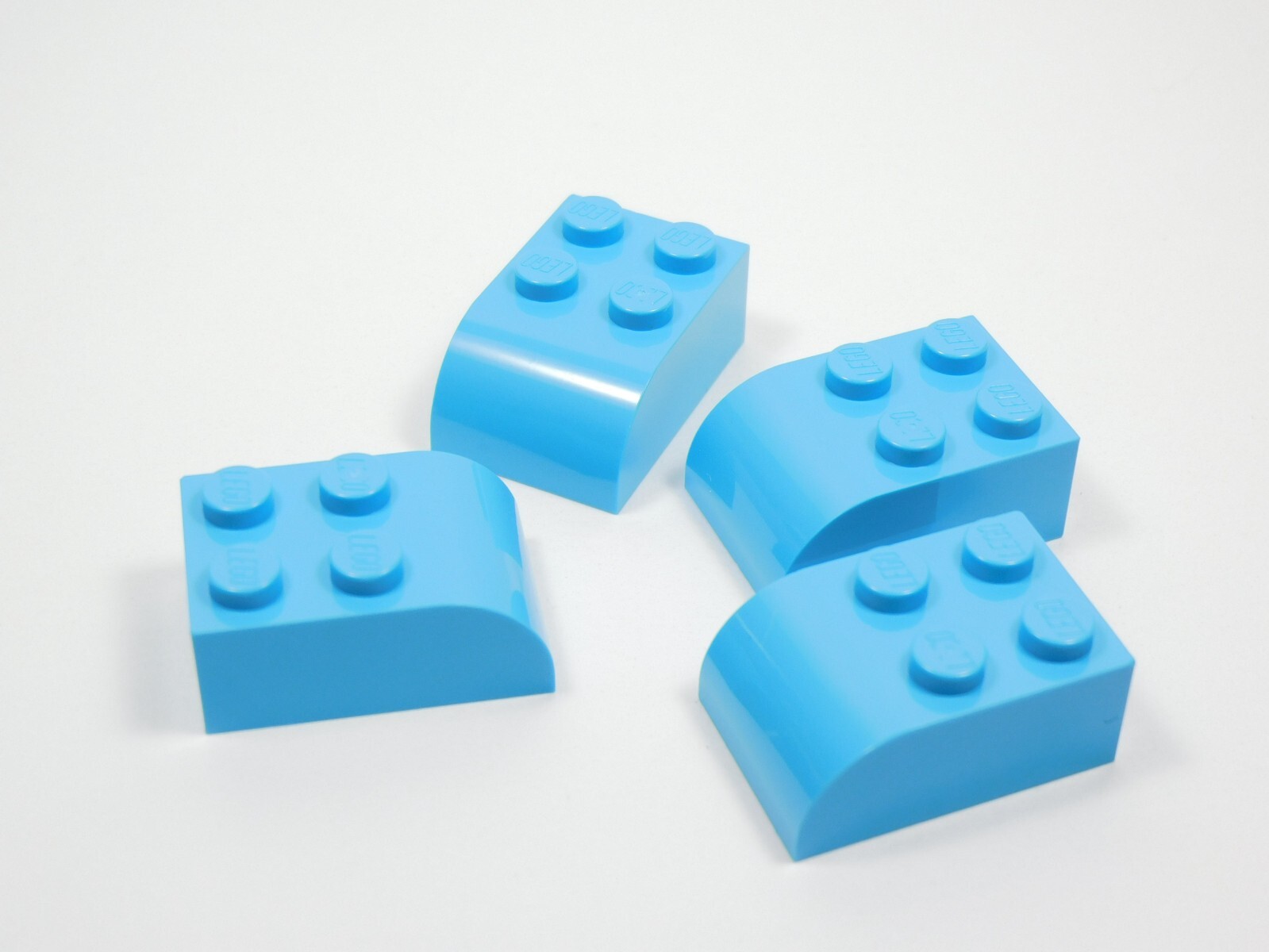 LEGO 4 Medium Azure 2x3 Curved Bricks F10 | eBay