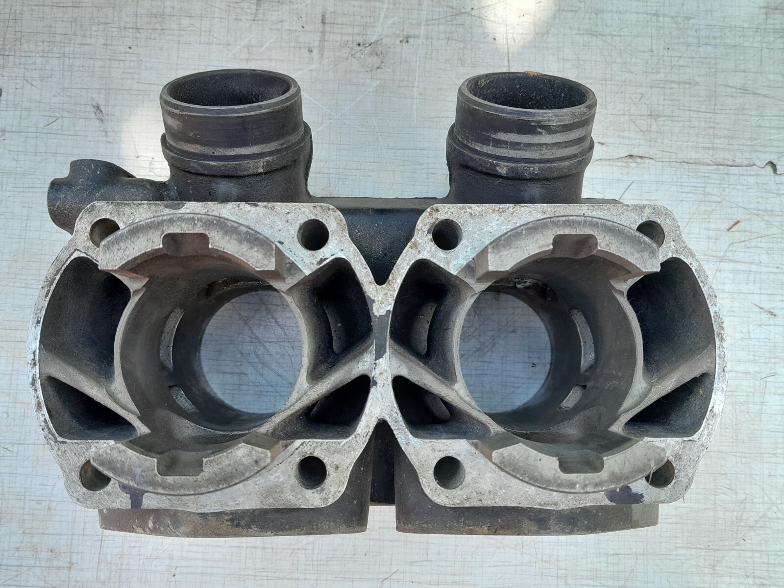 Yamaha TZ250 TZ 250 Motor Zylinder Engine Cylinder Barrel 1H300 | eBay.de