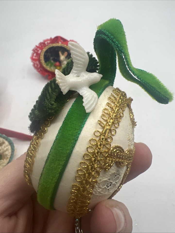 VINTAGE LOT OF 7 DIORAMA EGG ORNAMENTS Christmas Pearl Velvet Lace | eBay