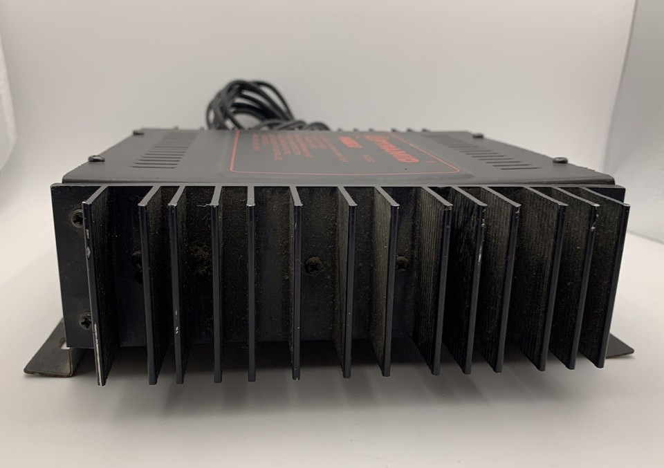 Vintage 80s 90s Pyramid Phase iii PB-230 4 Channel High Power Amplifier ...