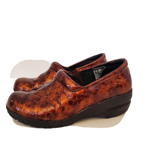Cherokee Women SZ 8.5M Patricia Copper Brown Reptile Slip Resistant ...