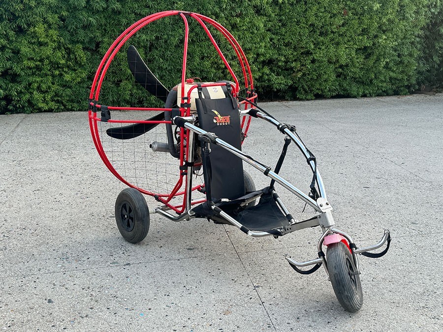 Used TrikeBuggy Bullet Paramotor Powered Paraglider with a Fresh Breeze ...