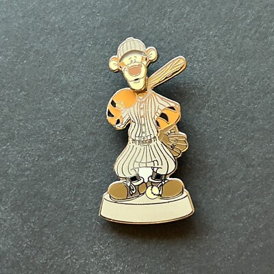 WDW Tigger Old Timer Baseball Player Sports Series Bobble Head Disney ...