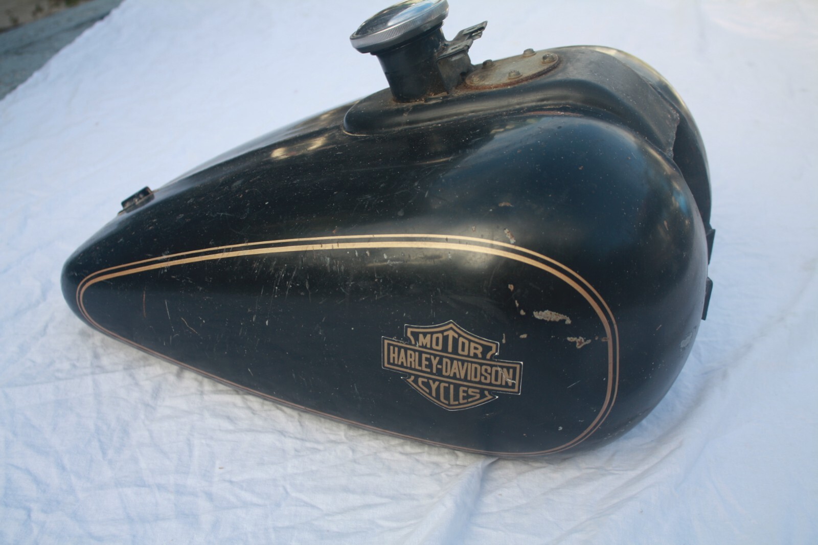 Harley XLS ? Center Fill Gas Fuel Tank | eBay