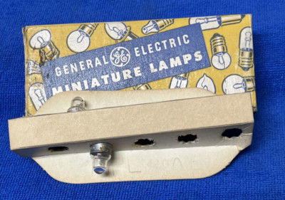 GENERAL ELECTRIC ~ GE112 ~VINTAGE MINIATURE LAMPS (LOT OF 2) | eBay