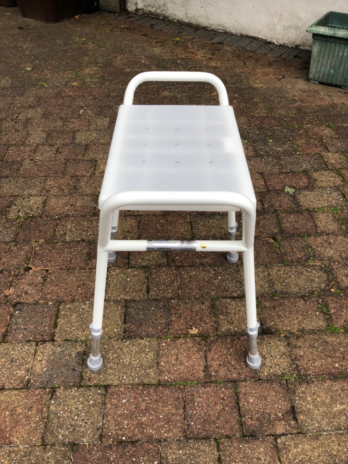Aidapt VB635 Strood Height Adjustable Shower Stool 785923812076 | eBay UK