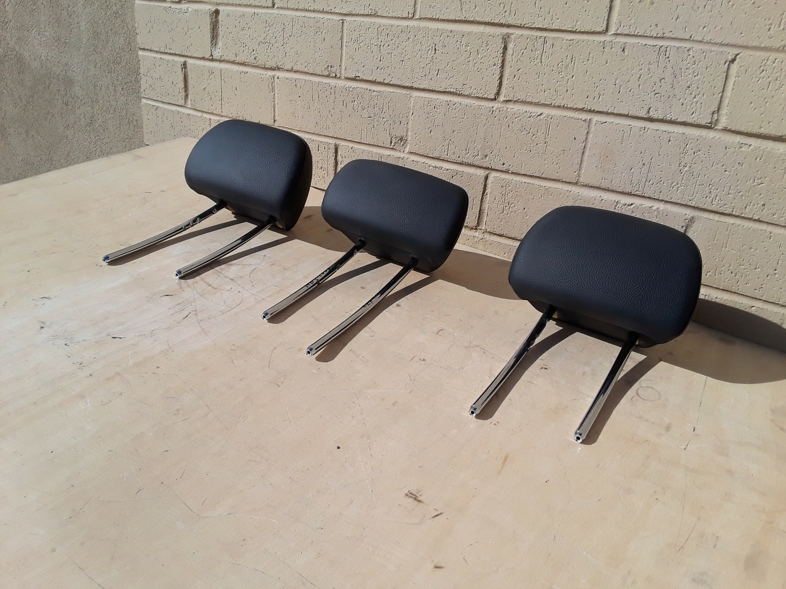 2008 - 2014 MERCEDES C300 W204 REAR SEAT HEADREST PAD BLACK LEATHER SET ...