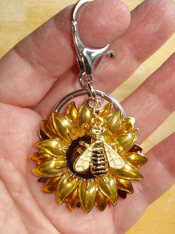 3 1/8" Key Ring for Keys with Sunflower & Honey Bee Pendant Bag Charm ...