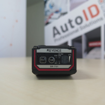 KEYENCE SR-751 1D/2D code reader, medium range, red LED, PoE, IP65 | eBay