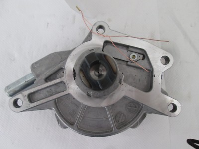 Mercedes-Benz OM642 Vacuum pump A6422300065 as good as new 29 km | eBay
