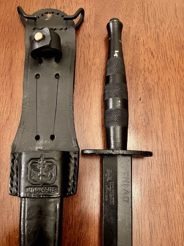 KOPASSUS INDONESIAN SPECIAL FORCES COMMANDO DAGGER KNIFE- USED ...