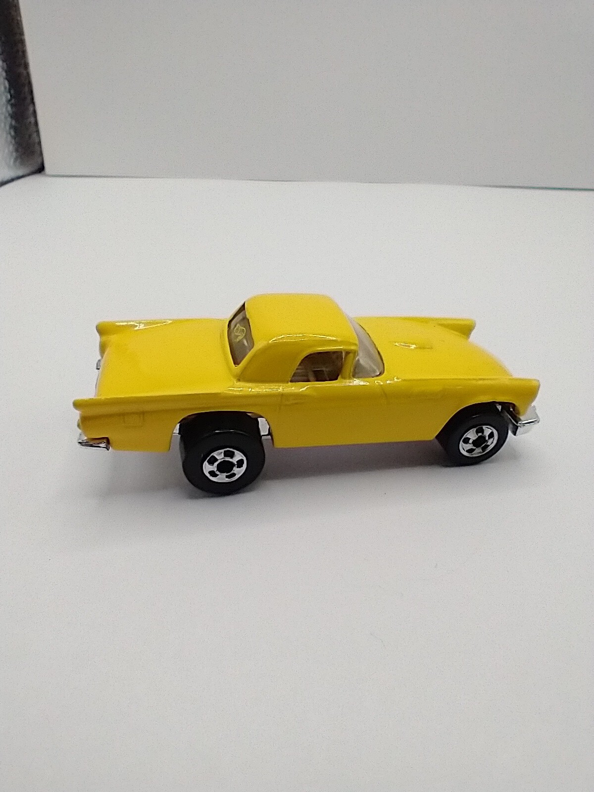 Hot Wheels Yellow '57 T-Bird 1977 Blackwalls | eBay